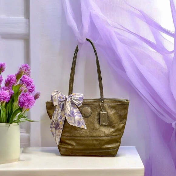 Coach | Bags | Coach Olive Green Signature Patent Leather Shoulder Bag ...